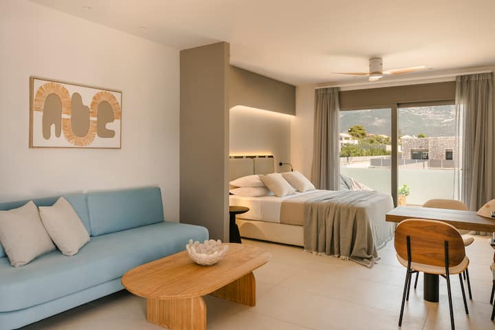 Ionian Treasure Suites-junior Suite, Shared Pool - Cephalonia