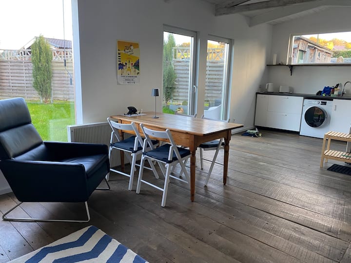 Tinyhaus In Ruhiglage Unweit Von Köln Und Bonn - Much