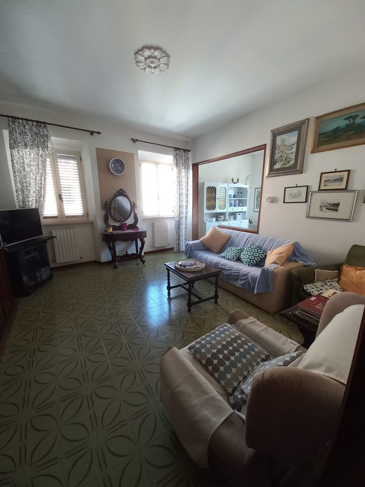Casa Lola Una Finestra Nel Cuore Di Livorno - Livorno