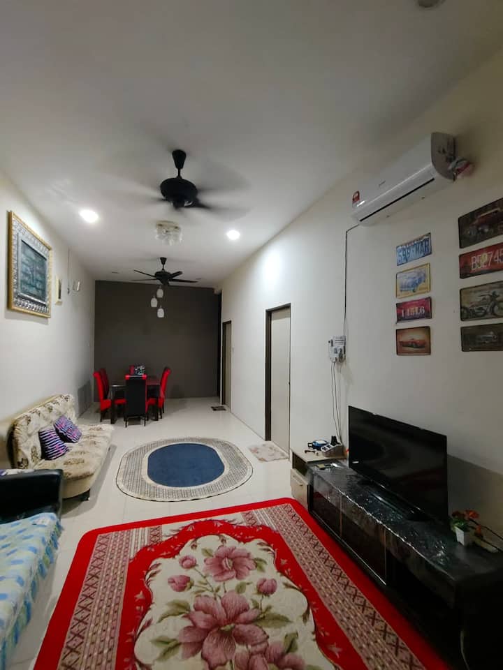 Aryan Homestay - Gurun