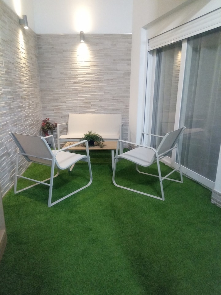 Casa Clari, Con Encanto Y Patio Interior Privado. - Álora