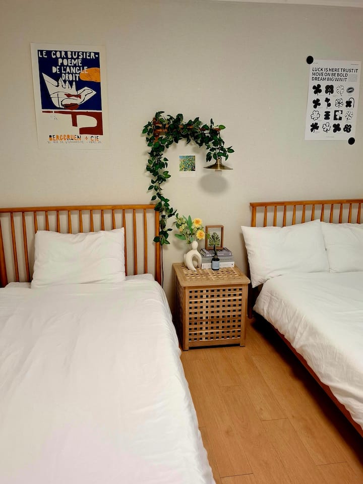 [가성비특가]무료주차#짐보관#롯데월드#Kspo돔#삼성서울병원#석촌호수#2층#5인#4beds - Seoul