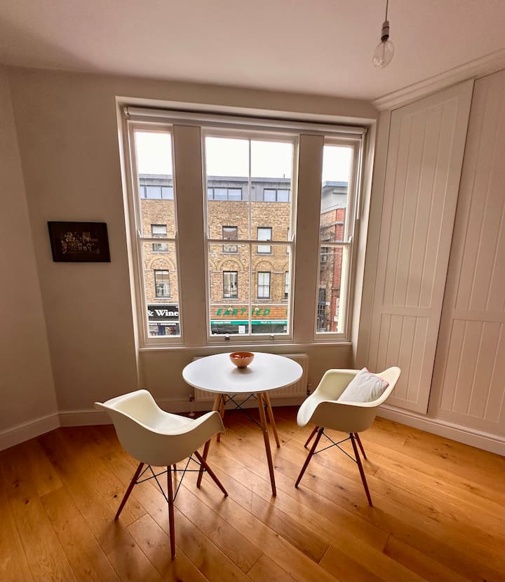 Bright & Cosy Shoreditch Flat On Columbia Road - Liverpool Street Station London