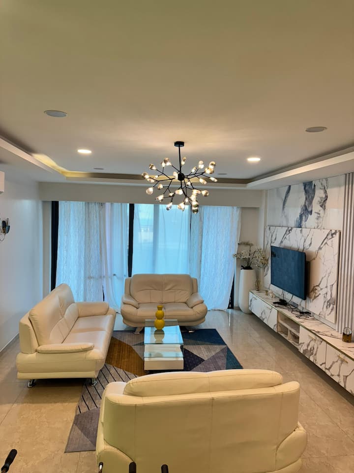 Appartement De Luxe Meublé De 200m²- Vue Sur Mer - Dakar