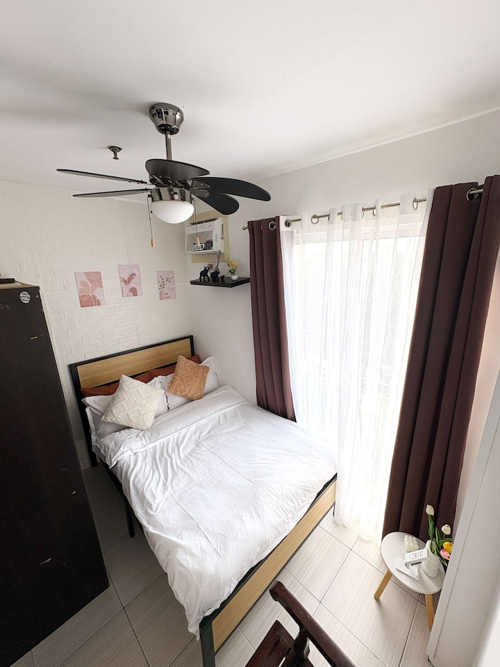 Modern & Cozy Staycation W/ Pool. Near Airport! - Parañaque