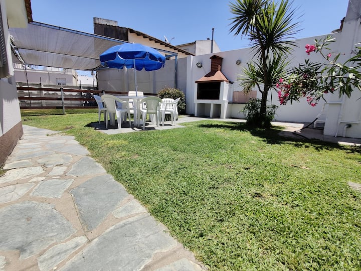 Apart Rideamus Entre Playa Y Centro - Villa Gesell