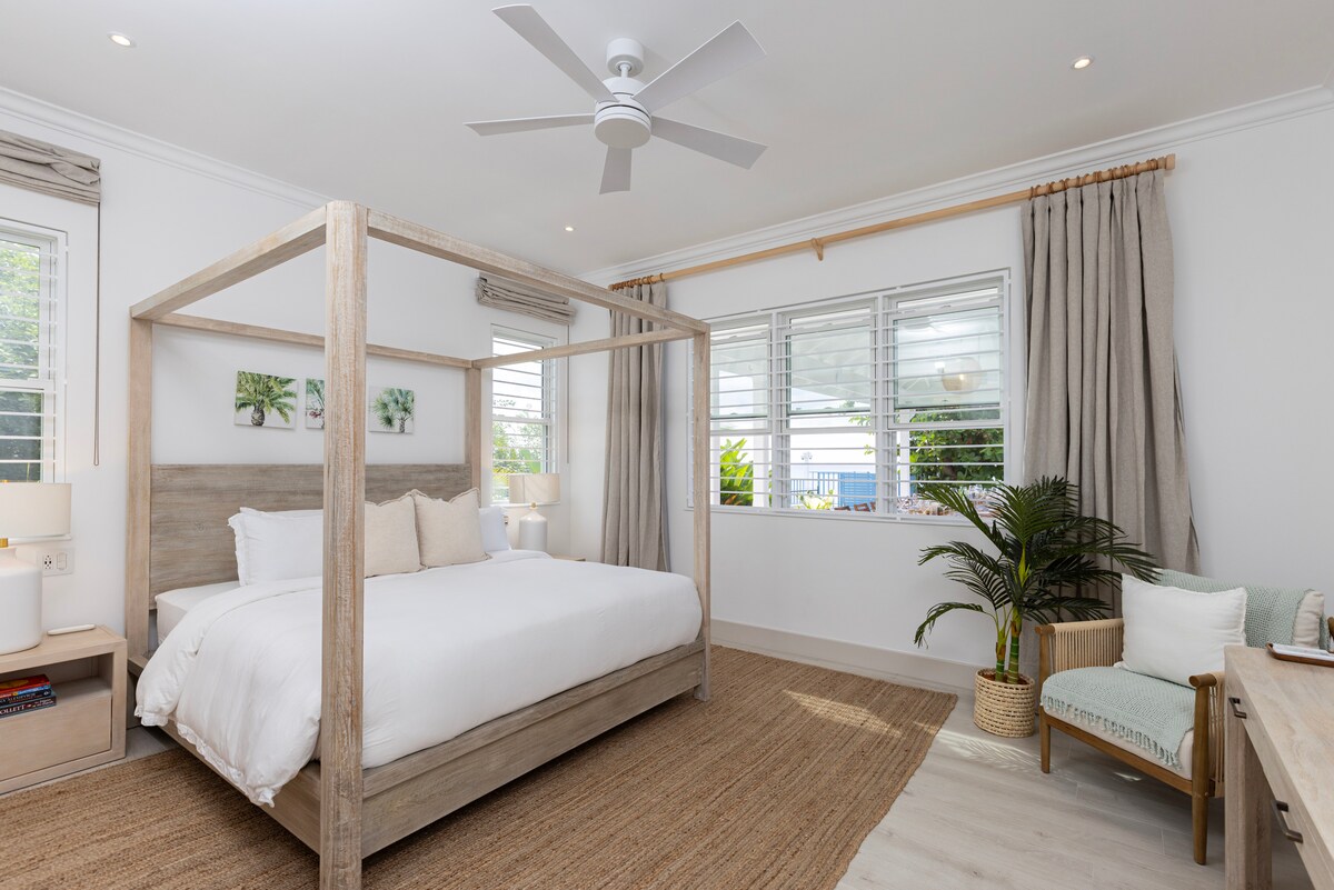 Kaiso Beachfront Villa - Villas for Rent in Fitts Village, Saint James ...