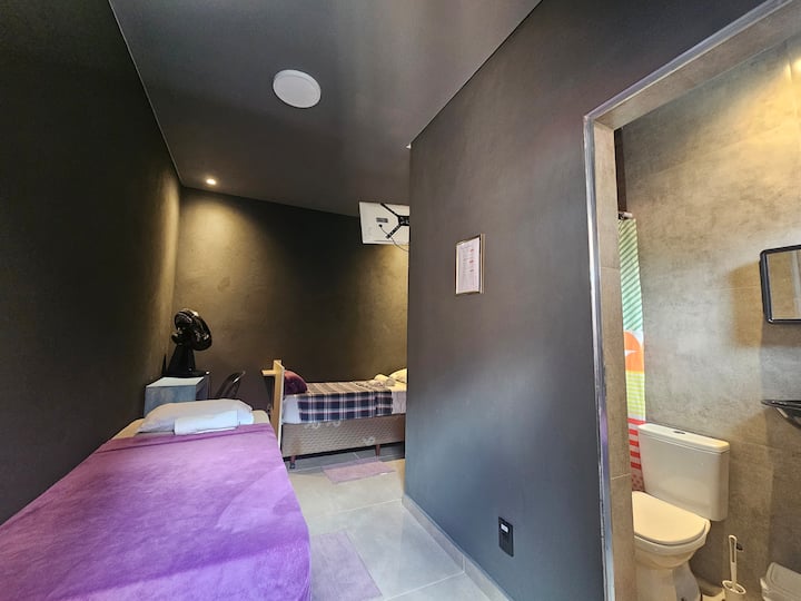 Quarto Individual
Basic |Acolhedor|wi-fi|smarttv - Vinhedo