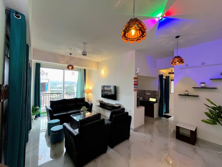 Nivora Stays| 2 Bhk | Near Assi Ghat | Lanka, Bhu - Varanasi