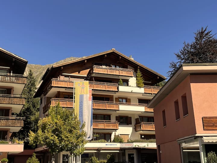 3 Zimmerwohnung, Bahnhofstrasse 7, Klosters - Klosters-Serneus
