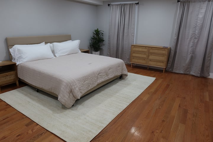 Mott Haven King Suite – Easy To Nyc - The Bronx, NY