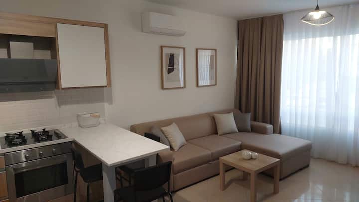 Girne Merkez, Denize 5 Dk., Komforlu Daire - Girne