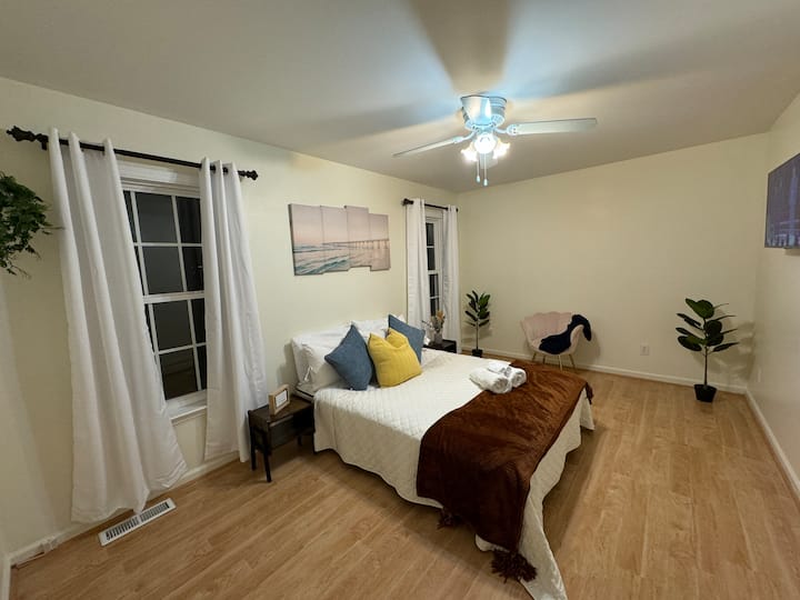 Comfort Meets Style No Pets - Winston-Salem, NC