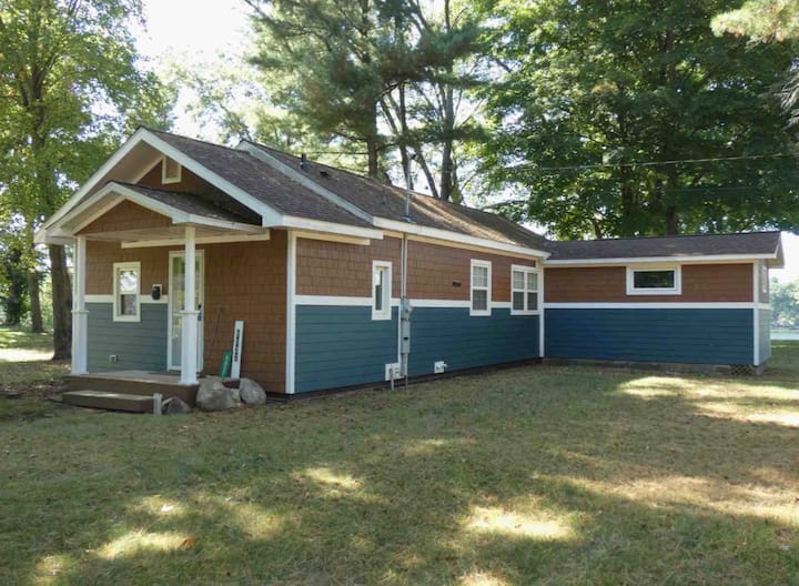 Welcome To The Perch! Unique House On Croton Pond! - Newaygo State Park, Newaygo