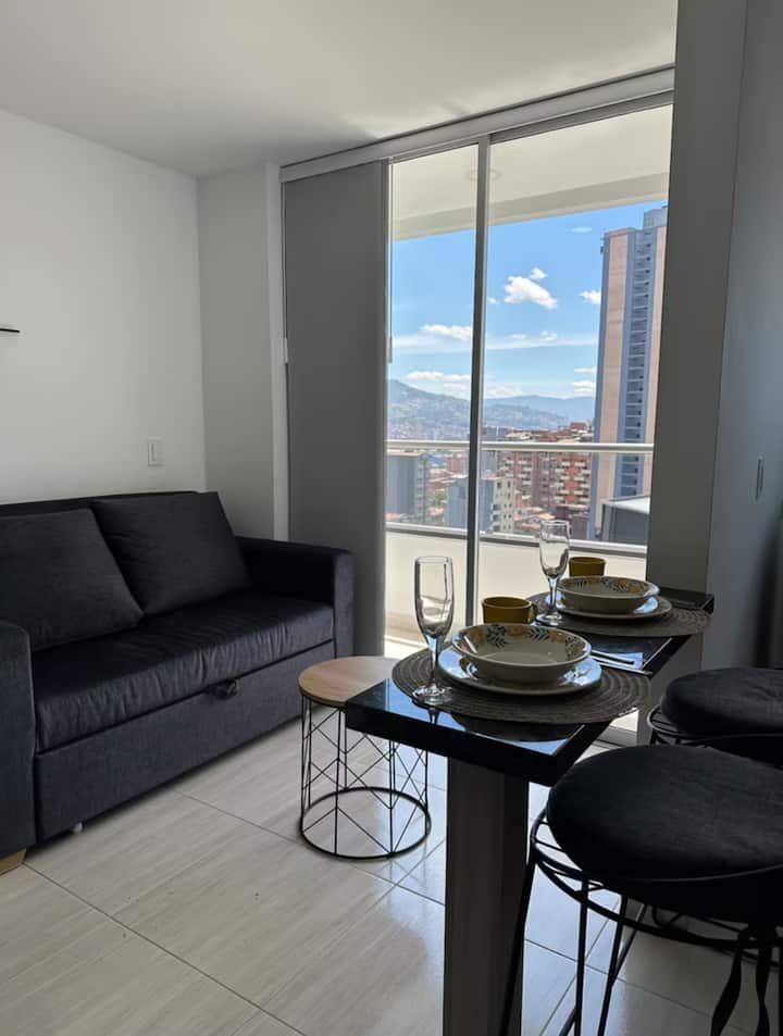 Vista/central/acogedor/acensor - Sabaneta