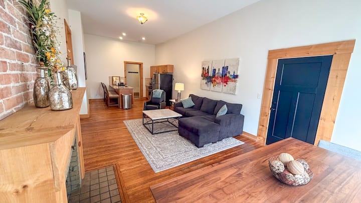 The Allentown Getaway- 2 Bed 1 Bath Free Parking! - Búfalo, NY