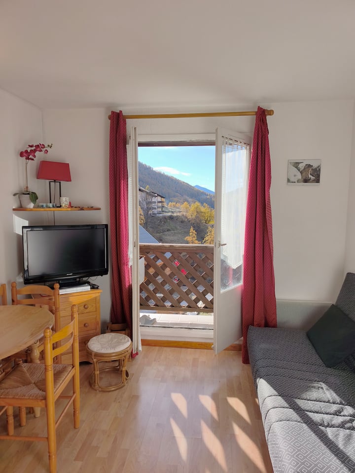 Plein Sud Départ Télésiège De Labrau Pour 4 P - Allos