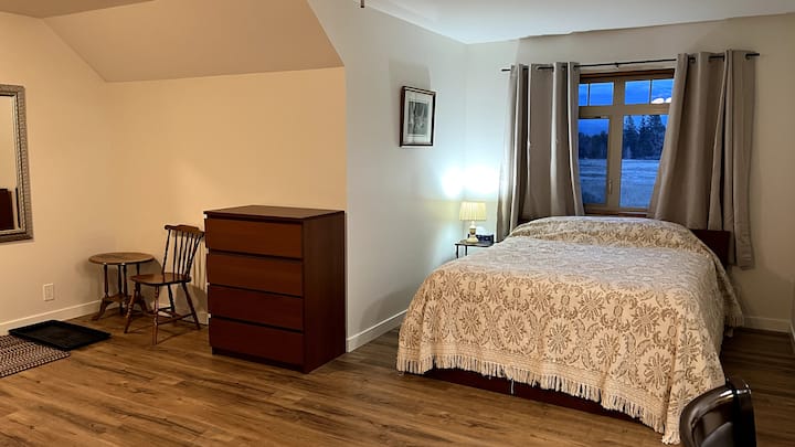 Riverview Studio - Grand Forks