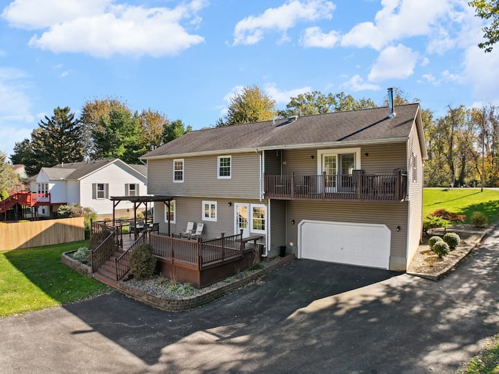 Spacious Home Near Boat Ramp & Attractions - Vermilion, OH