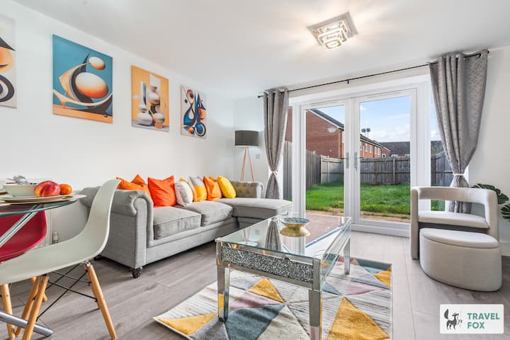 Heather's House - Newcastle-under-Lyme