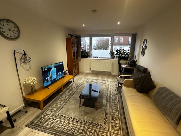 Modern Apartment In London - Ruislip