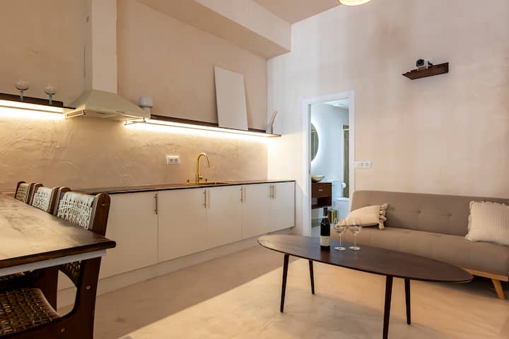 Estudio En Barcelona - Barcelona