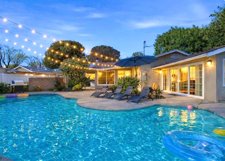 Quiet La 4br Pool Retreat | Corporate Stay - Lt - San Fernando, CA