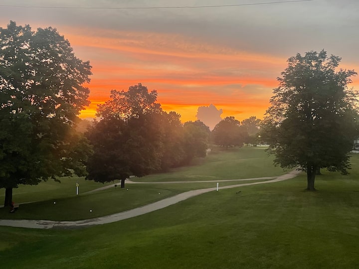 The 19th Hole “Deck View” Golf Retreat & Much More - Bradford, OH