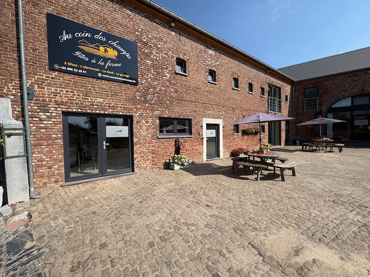 Au Coin Des Champs- Gîte à La Ferme-"le Fenil" - Wanze