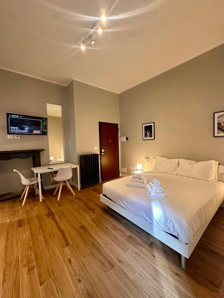 Appartamento Monolocale Delux Con Camino - Tortona