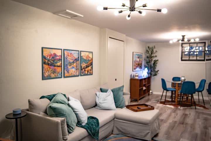 The Unicorn Lair - 2 Bedroom Basement Suite - Erie, CO