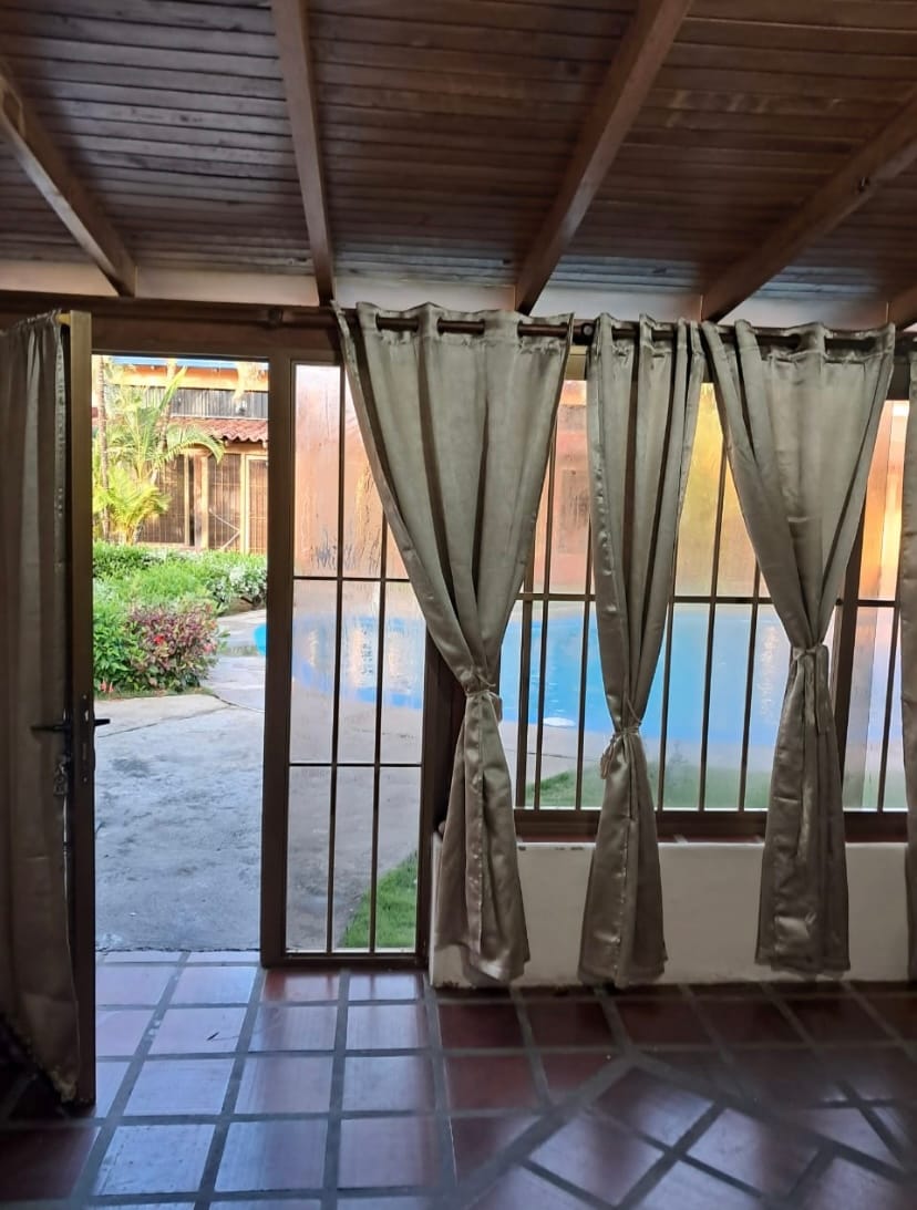 Maisons de ville 4 Hab avec piscine à Chichiriviche - Maisons à louer à ...