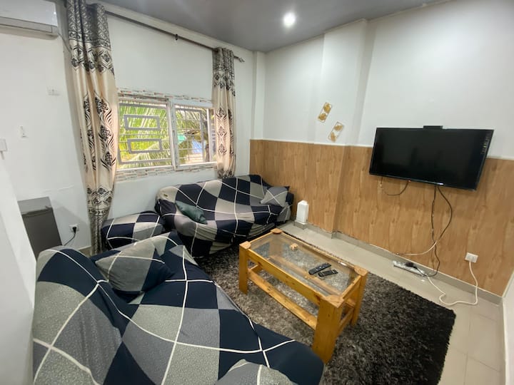 1a Hi (F2) - Conakry