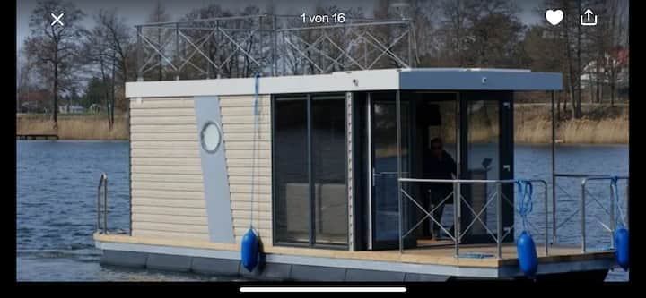 Mit Dem Hausboot Unterwegs – Anker Ladies - Berlin