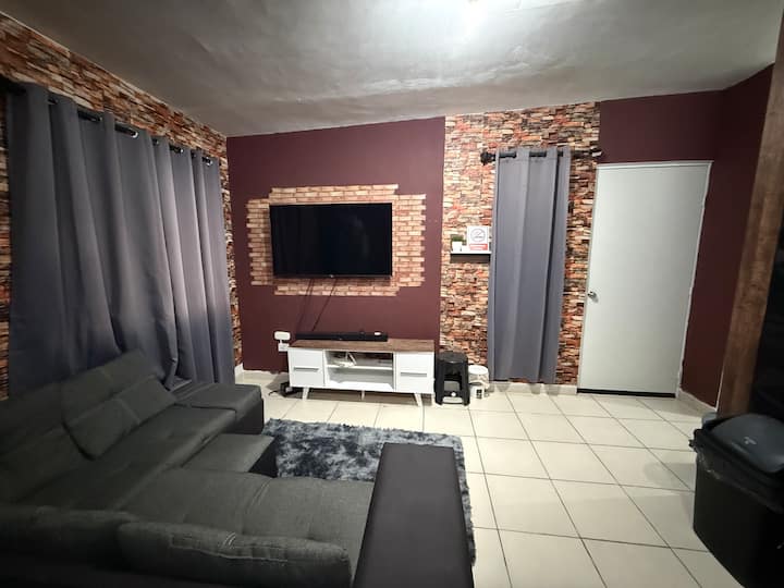 Departamento En Fraccionamiento Privado - Saltillo