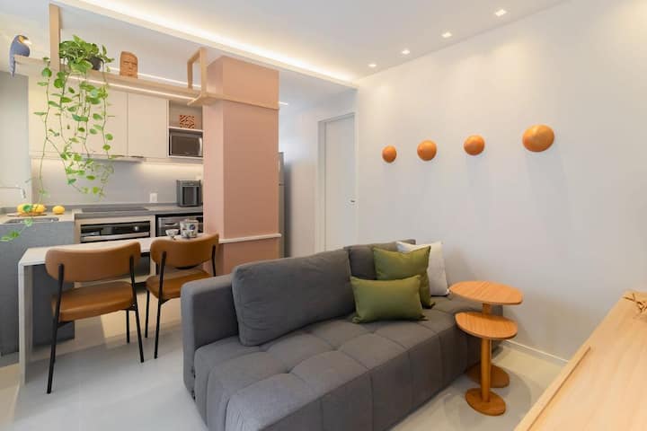 Ap Novo, 1 Quarto, 50m Do Mar, Melhor Localização. - Recife