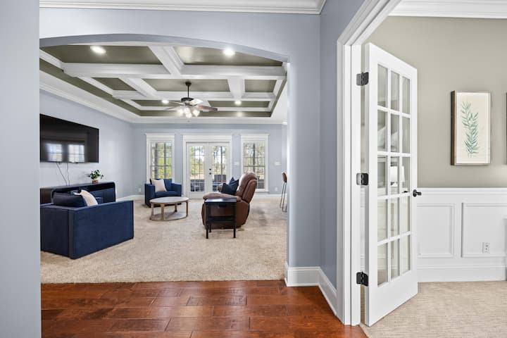 Quiet Family Getaway | Gym, 3 Tvs, Near Banks Lake - Lakeland, GA