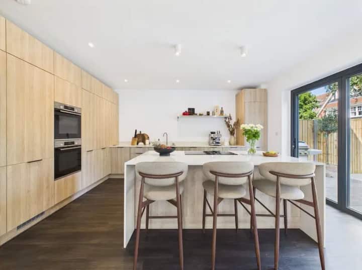 Modern Period House In Tarring Village - Steyning