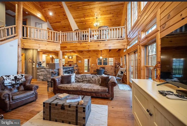 Luxury Log Cabin/hot Tub/ Game Room Near Wisp/lake - Deep Creek Lake, MD