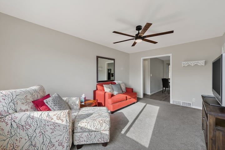 Furnished Crew Stay 30 Day Apt Near Arrowhead - Kansas City