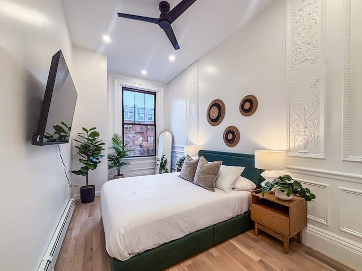 Perfect Location, 3bed, 2 Bedrooms, 2 Tvs W/d - Boston, MA