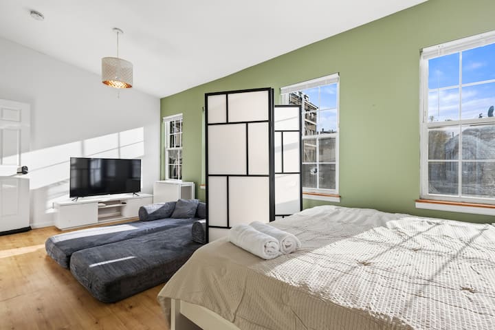 Private Apartment 5 Min From Newark Penn Station - Harrison, NJ