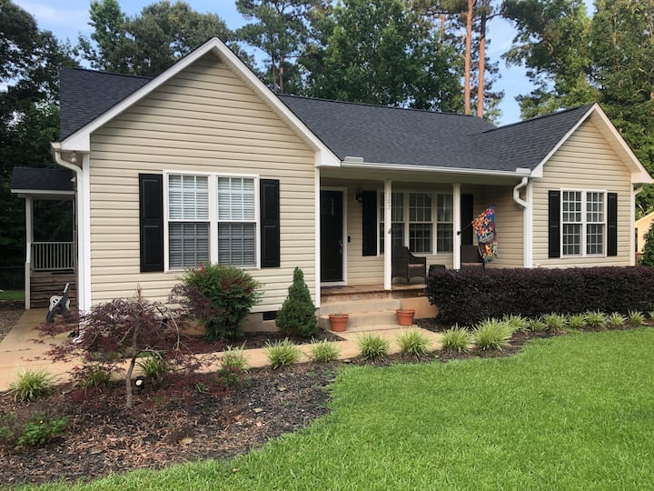 Great Family Getaway Walking Distance To Lake! - Lake royale, Spring Hope