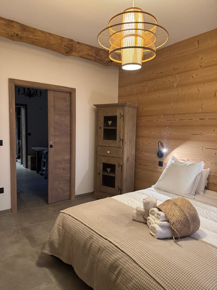 Chalet ÉLégant Jacuzzi Mon Petit 'Coup De Cœur' - La Bresse