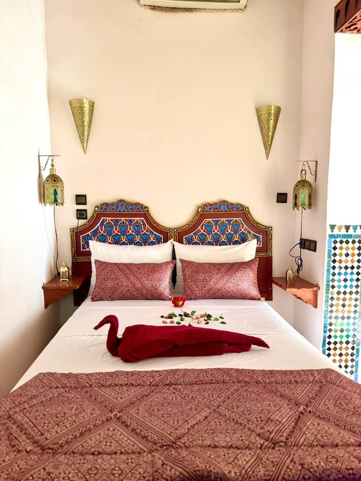 Riad Historique à Fès – Chambre Privée & Petit Déj - Fes
