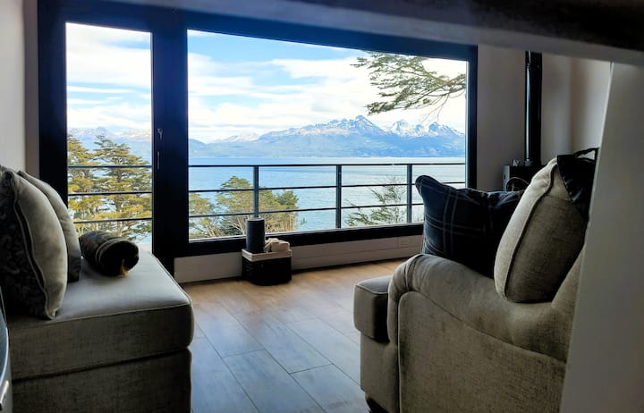 Casa En El Bosque Con Vistas Al Canal Beagle - Ushuaia