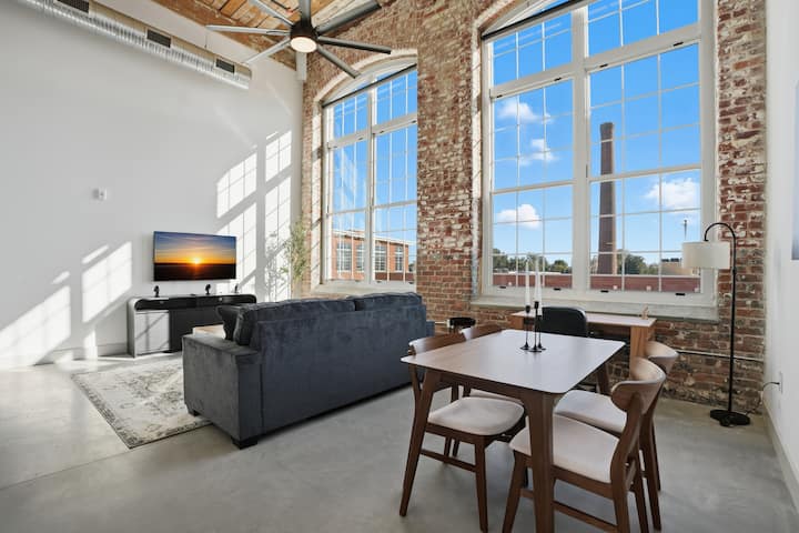 Bright, Spacious 1bd Apt Close To Dt Gvl - Saluda Lake, SC