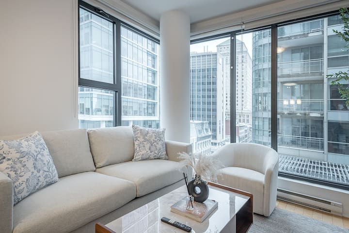 Elegant 2br In Old Montreal | Walk To Old Port - Montreal