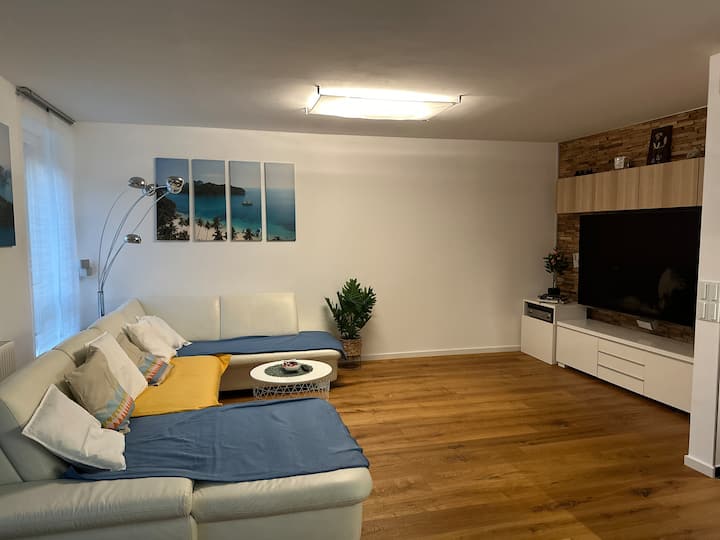 3 Zimmer Apartment- Nähe Vic,20 Min Ins Zentrum - Aeropuerto de Viena-Schwechat (VIE)