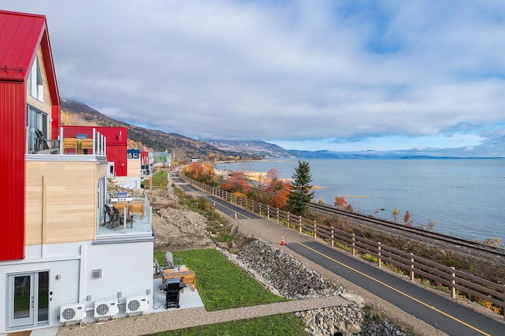Panorama 1249 : Vue Majestueuse Sur Le Fleuve - Le Massif de Charlevoix